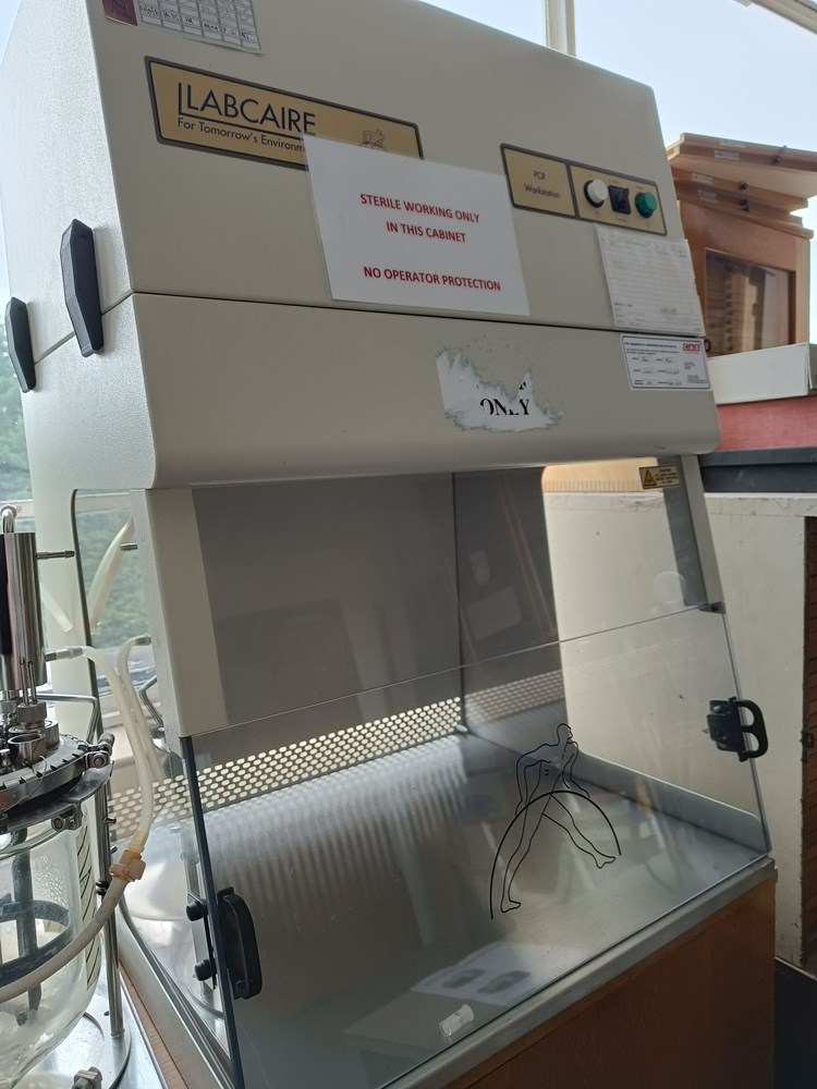 Labcaire Sterile Cabinet Model PCR6 - available on Warp It, reuse ...
