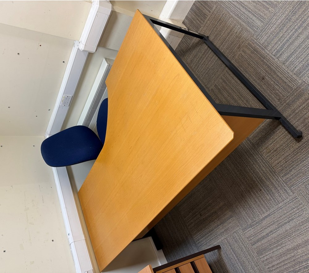 2 corner desks - available on Warp It, reuse surplus assets within your ...
