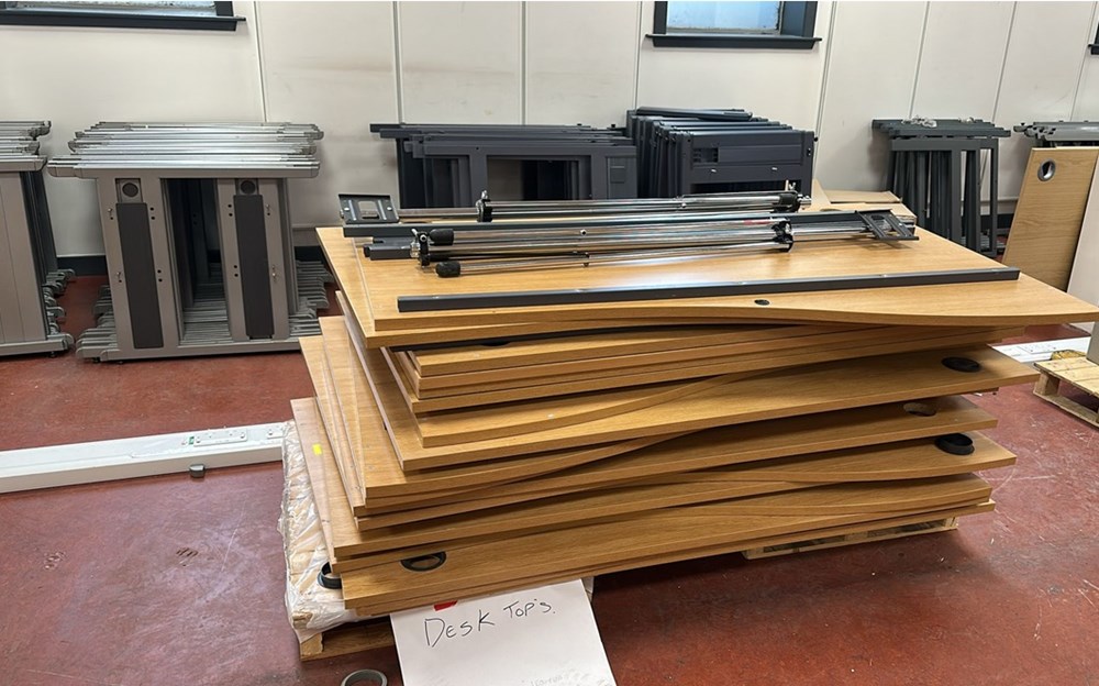 Continuous Wave Desks - available on Warp It, reuse surplus assets ...